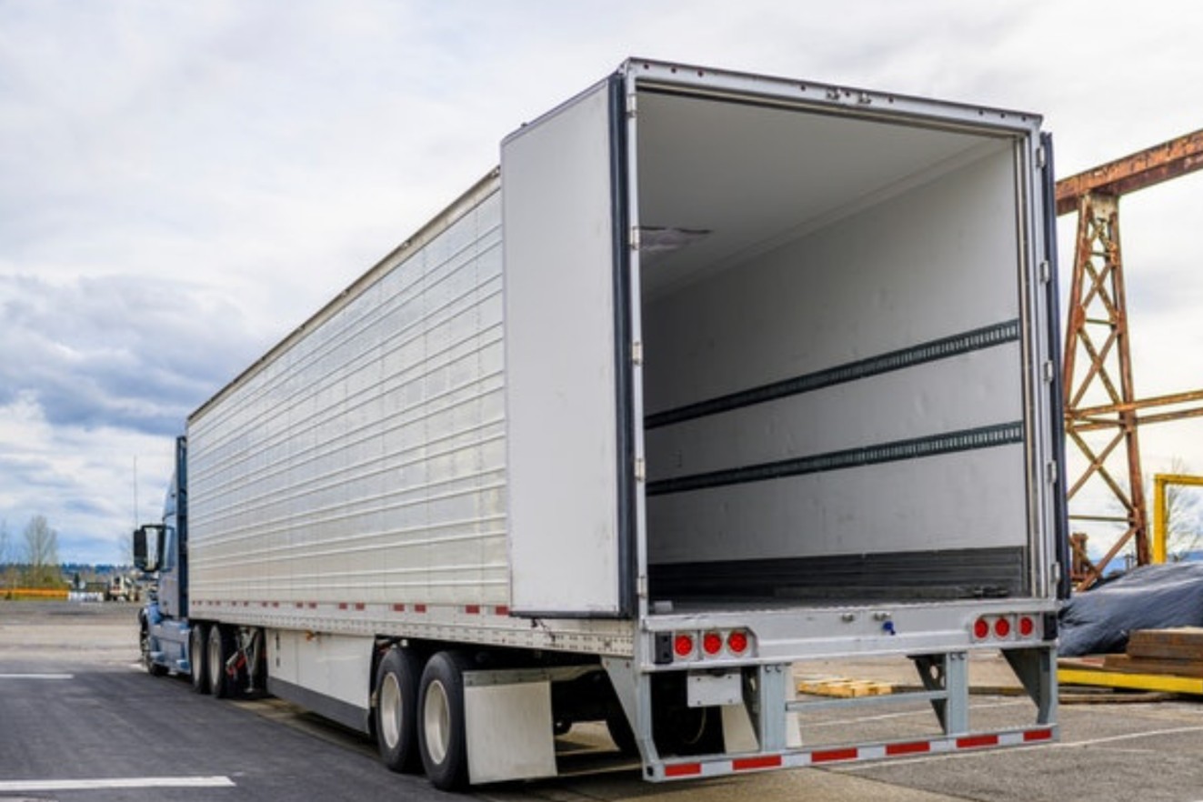 Dry Trailer - Global Beam Telecom